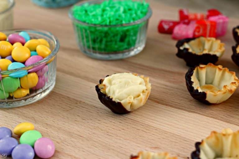 Easter Basket Snacks | Scrappy Geek